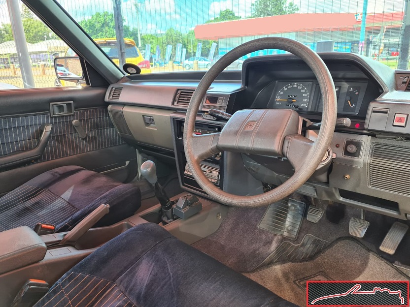 Toyota Cressida 2.0 GS Executive. – Grid